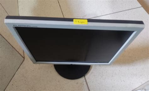 Monitor 15 Polegadas Quadrado Não Liga Não Acompanha Os Cabos Computador Desktop Positivo