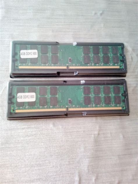 2 Schede Ram Ddr Ogni Modulo Da 4 Gb A 800 Mhz Di Seconda Mano Per 40