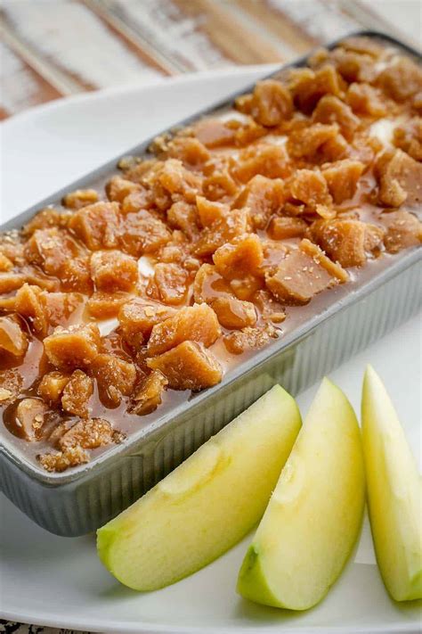 Caramel Apple Dip Picnic Tale