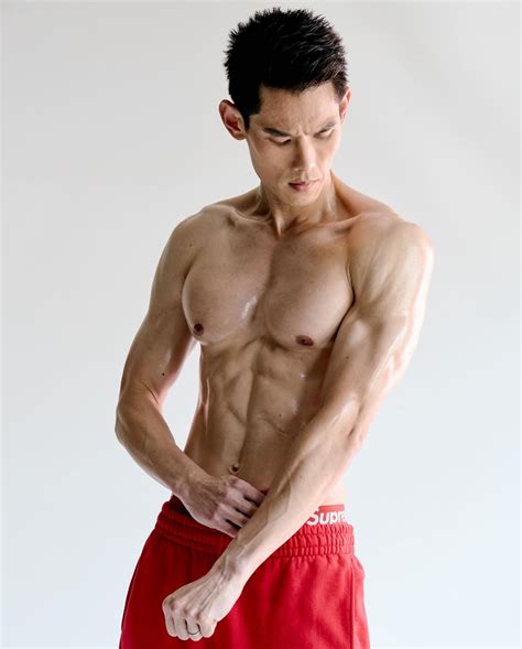 บันเทิง กันต์ กันตถาวรอวดร่างทองโชว์ซิกแพคแน่น หลังทำชาเลนจ์ฟิตหุ่น30วัน