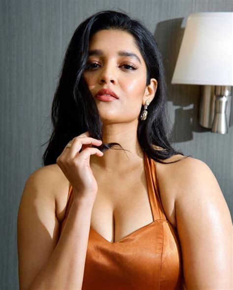 Ritika Singh Rgorgeoussexywomen