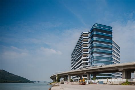 Cainiao Smart Gateway By Henry Chau And Cary Lau Aedas International Design Awards™ Winners