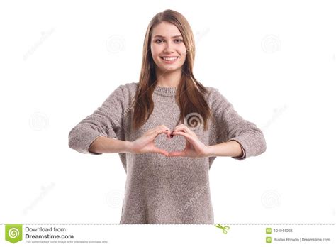 Человек показывает сердечко референс Zefirka Club фото и картинки