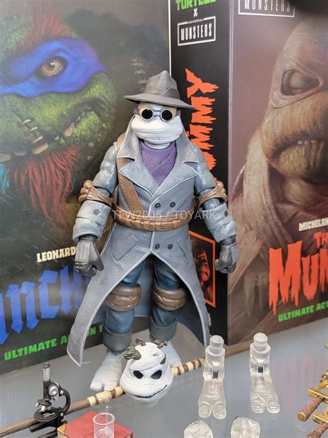 Neca Universal Monsters X Teenage Mutant Ninja Turtles Ultimate Donatello As The Invisible Man
