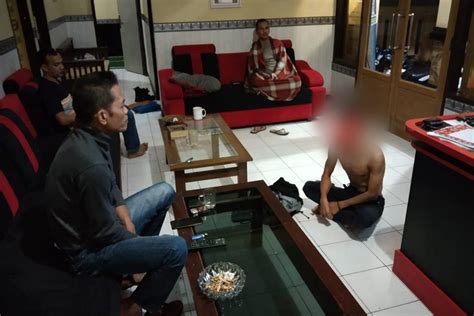 Diancam Foto Bugil Bakal Disebar Gadis Garut Pasrah Saat Diperkosa Pelaku