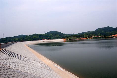 小型水库除险加固问题探讨悍马加固材料