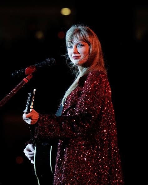 Assortment Of New Sexy Taylor Swift The Eras Tour Photos Celeblr