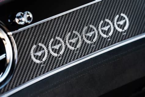 벤틀리 르망24시 우승 20주년 · 레이스 100주년 기념 컨티넨탈 르망 컬렉션 공개 네이트뷰