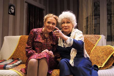 Спектакль «Похороните меня за плинтусом Театр комедии