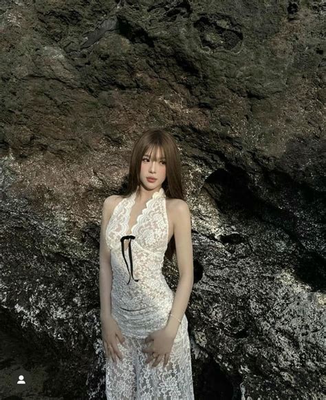 ảnh gái xinh mặc váy lưới xuyên thấu khiến bạn say đắm