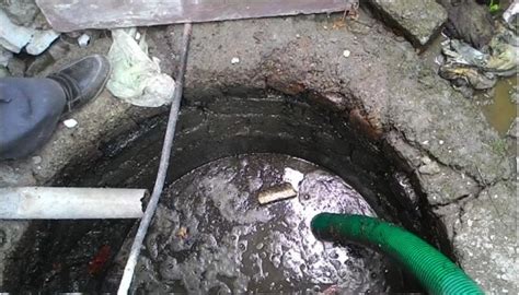 नैनीताल सीवर का गंदा पानी नालों के रास्ते झील में समा रहा Amrit Vichar