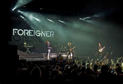 Foreigner Band Live At Centre In The Square