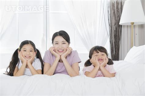 유토이미지 엄마와 딸들 431