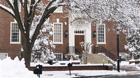 New Bill Wants To Make The Delaware Constitution Gender Silent