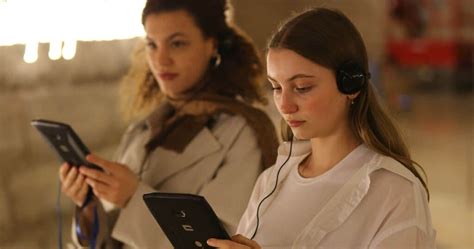 Enhancing Tourist Engagement With Vox Connect Application