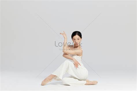 소프트 발레 여성 댄서 사진 무료 다운로드 Lovepik