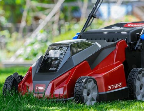 Toro 60v Stripe Dual Blade Self Propelled Lawn Mower Ptr
