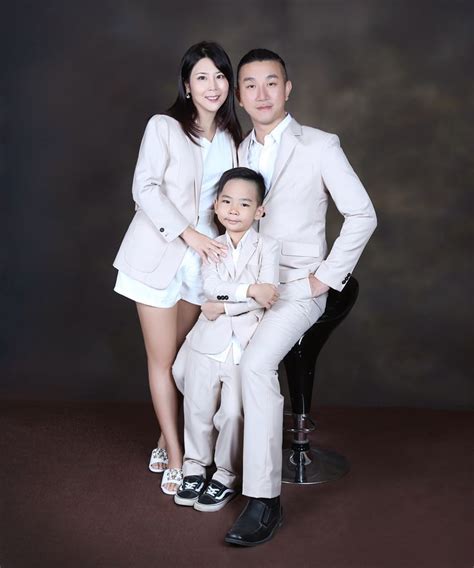 ถ่ายรูปครอบครัวเชียงใหม่ สตูดิโอถ่ายรูปครอบครัวเชียงใหม่