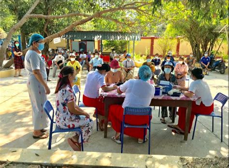 မင်္ဂလာဒုံမြို့နယ်တွင် အသက် ၁၈ နှစ်နှင့်အထက် ပြည်သူများအား ပထမအကြိမ်နှင့် ဒုတိယအကြိမ် ကိုဗစ် ၁၉