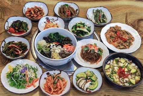 비빔밥 반찬 나물 산채비빔밥 점심식사 사진이미지일러스트캘리그라피 하나둘 디자인작가
