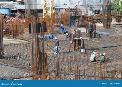 Workers On The Reinforced Concrete Pile Caps Editorial Image 25705890