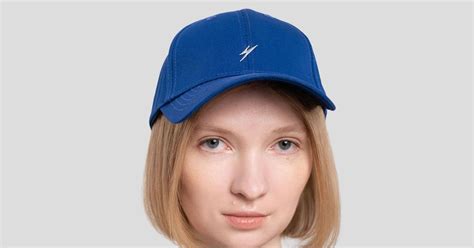 Купить Кепку Т—Ж в интернет-магазине Tinkoff Shop