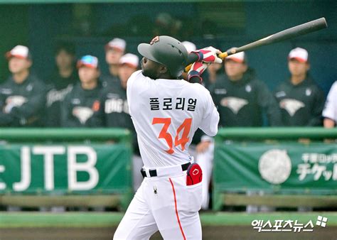 한화 새 외인 수비주루 좋은 줄은 알았는데 타격까지달감독 극찬 또 극찬 젊은 타자들이 배웠으면 오키나와 현장