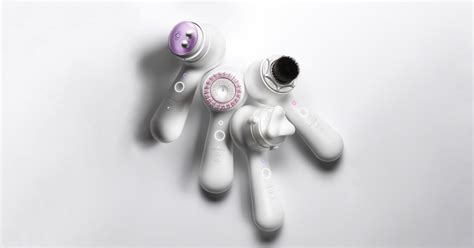 Clarisonic’s New Device Will Remind You When It’s Time For A New Brush