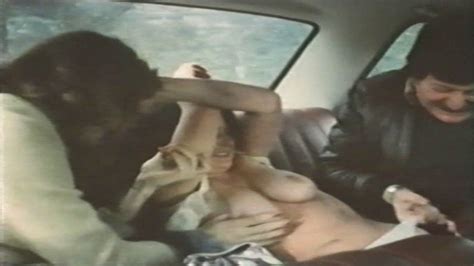 naked unknown 1347 in giochi carnali