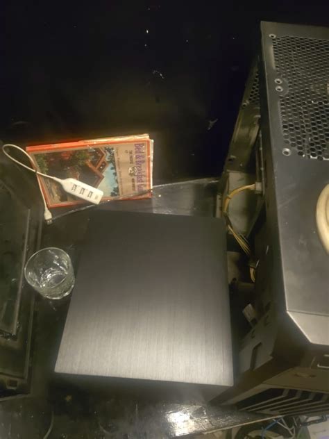 Wts Tiny Itx Case That Can Fit Regular Size Components Rpakgamers