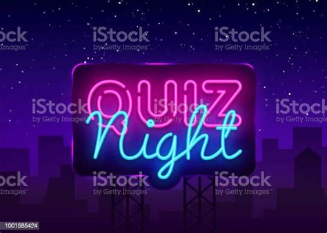 퀴즈 밤 발표 포스터 벡터 디자인 서식 파일 퀴즈 밤 네온 간판 라이트 배너 펍 퀴즈 펍이 나 바 나이트 클럽에서 개최 질문 게임 밝은 복고풍 빛 기호 벡터 빌보드 퀴즈의
