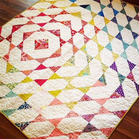 Best Images About Patchwork On Pinterest Quilt Log Cabin Quilts And Hexagons