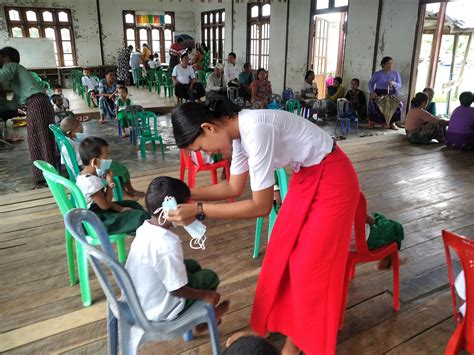 ပေါက်တောမြို့ရှိ Kg ကျောင်းသား ကျောင်းသူများအား ပထမအကြိမ် ကိုဗစ် ၁၉ ကာက