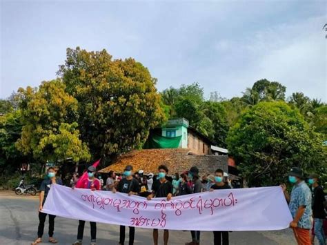 လောင်းလုံးမြို့နယ်တွင် စစ်အာဏာရှင် ဆန့်ကျင်ရေး ချီတက် ဆန္ဒပြ Khit