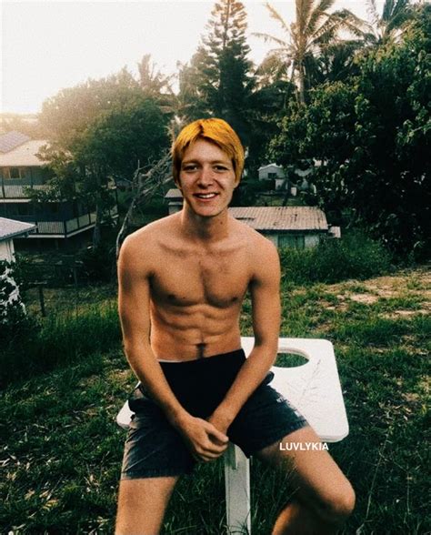George Weasley Shirtless George Weasley Harry Potter Actors Fred