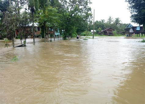 တနင်္သာရီတိုင်းဒေသကြီး၊ မြိတ်ခရိုင်၊ ပလောက်မြို့၌ မိုးသည်းထန်စွာရွာသွန