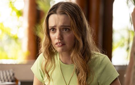 Aimee Lou Wood Says Her White Lotus Character Is Not A Victim