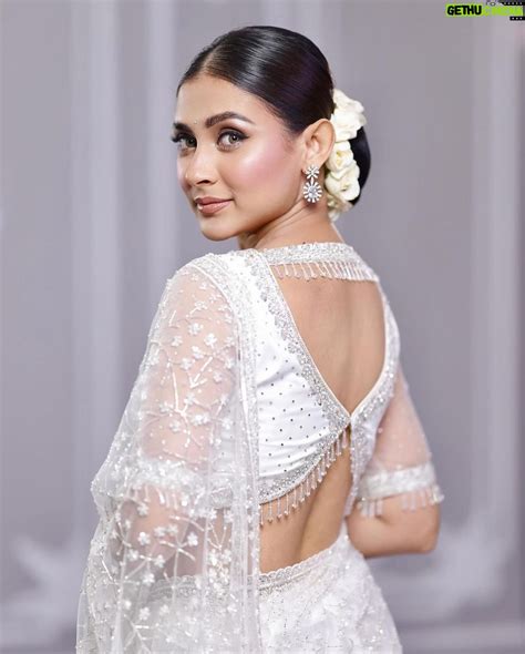 Mehazabien Chowdhury Wiki Biography Age Gallery Spouse And More