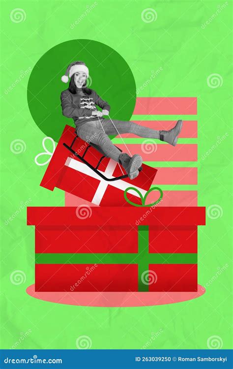 Imagen De Collage Vertical De Entusiasmada Chica Positiva Efecto Blanco Negro Trineo Tbox