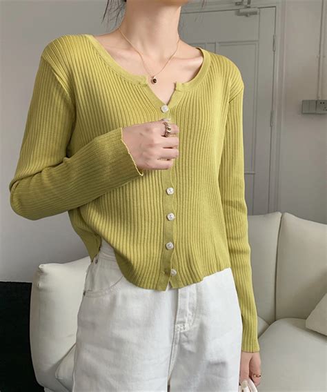 포앤바이앤 봄 신상 파스텔 니트가디건 라운드넥 골지 단색 앞단추 슬림핏 얇은 비스코스 부드러운 심플 베이직 간절기 니트탑