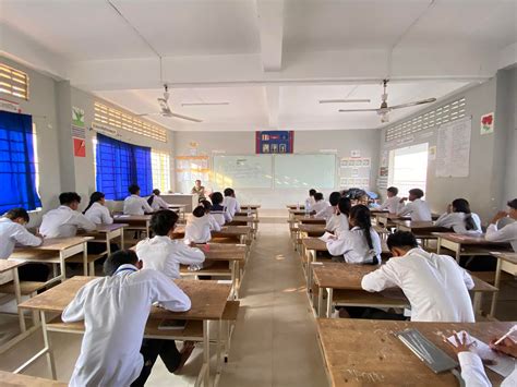 វិទ្យាល័យ ស្វាយចេក Added A New Photo វិទ្យាល័យ ស្វាយចេក