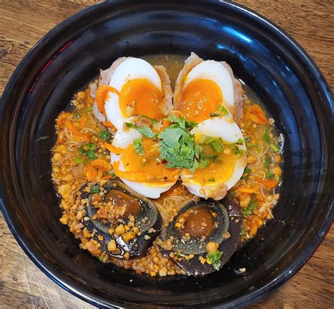 ทีเด็ด ก๋วยเตี๋ยวต้มยำหมูเด้งโบราณ[ทีเด็ด ก๋วยเตี๋ยวต้มยำหมูเด้งโบราณ] Ryoii