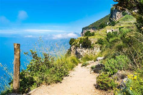 Best Hiking Trails In Italy Dolomites Cinque Terre And Amalfi Coast