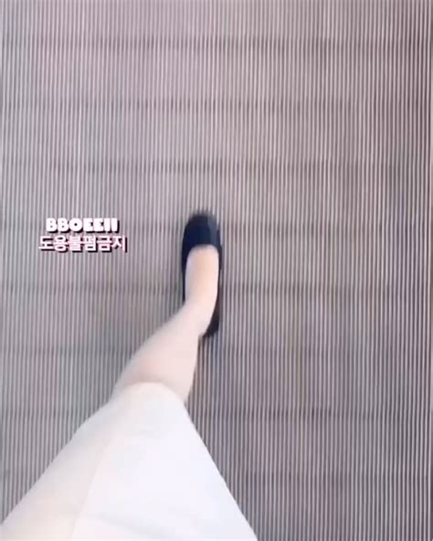뽀 ⭐️ 도용불펌금지 ⭐️ ️ 다리 경련이 왔지만 나름 만족…혹시 발냄새 맡아 볼래ㅋㅋ ️ ️ ️ ️ ️ ️ 승무원