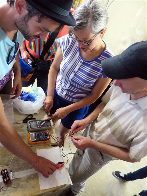 SILICON BASED CAPACITIVE SENSOR TEXTILTRONICS