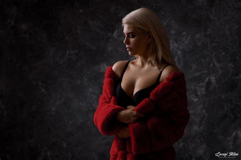 Wallpaper Model Blonde Women Indoors Lovagi Mil N 2048x1365