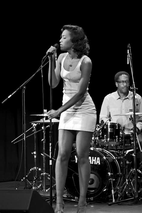 Photoleer Alice Smith X Howard Theatre