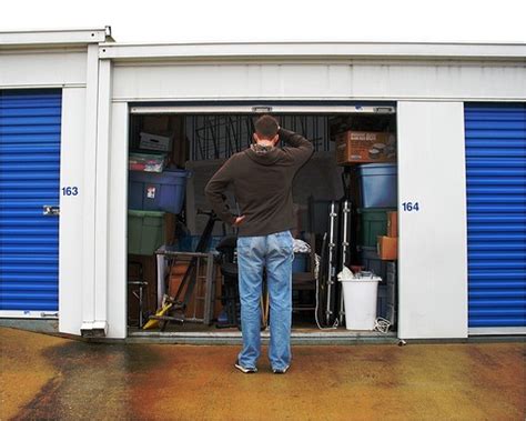 HOW TO PROPERLY ORGANIZE YOUR STORAGE UNIT Storage Authority