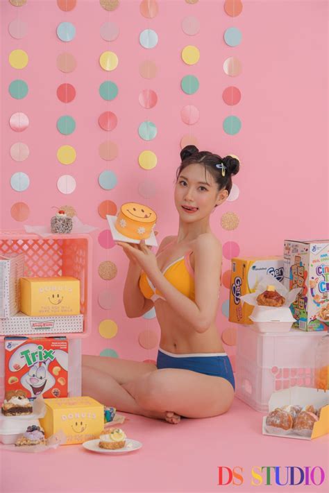 woman 직장인 바디프로필 운동하는 일반인 여자 바디프로필 후기 디에스 스튜디오 상큼발랄 컨셉 센 언니 컨셉 네이버 블로그