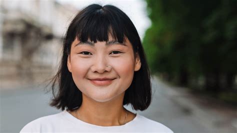 10 Ways To Make Someone Admire You Without Saying A Single Word Yourtango